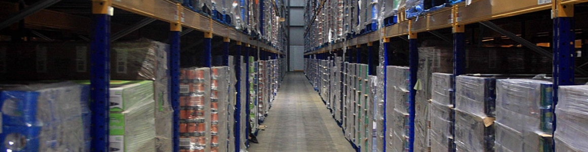 Vlakke bedrijfsvloer hoogbouw magazijn klasse DIN 15185 - Moru